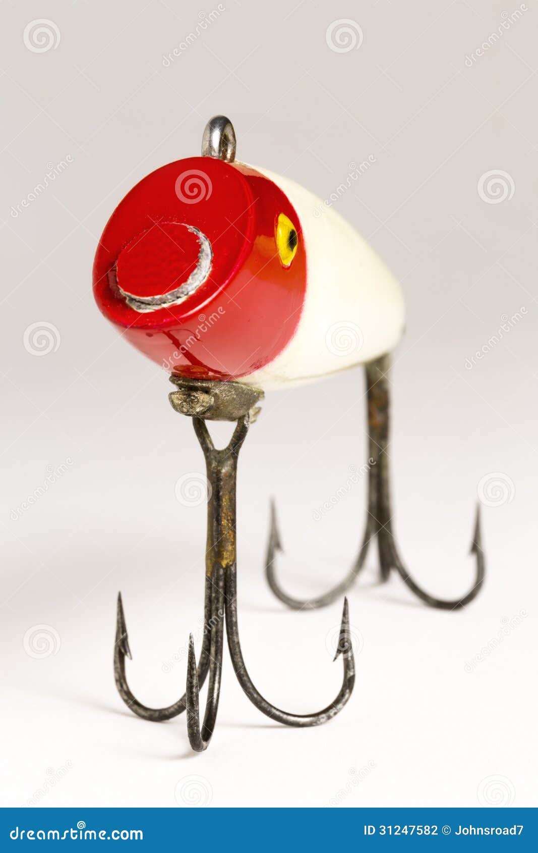 Red & White Fishing Lure Stock Photo - Image of transition, bass: 31247582