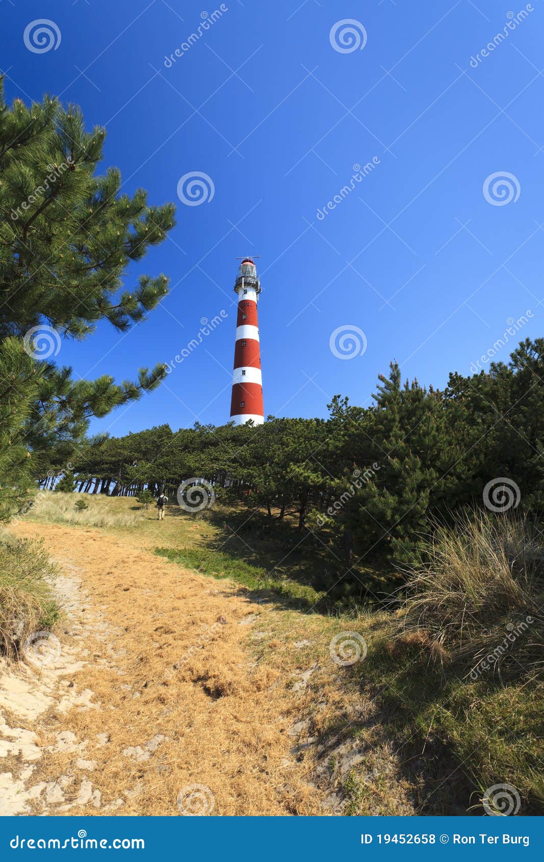 Red and white lighthouse stock photo. Image of blue, sailing - 19452658