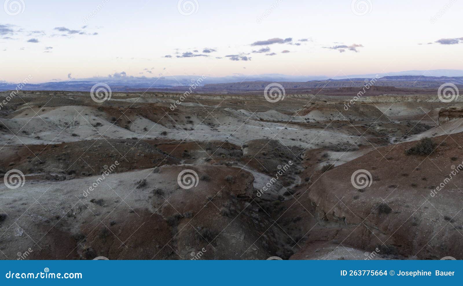 Red and White Sandstone Buttes at Sunrise Stock Photo - Image of ...