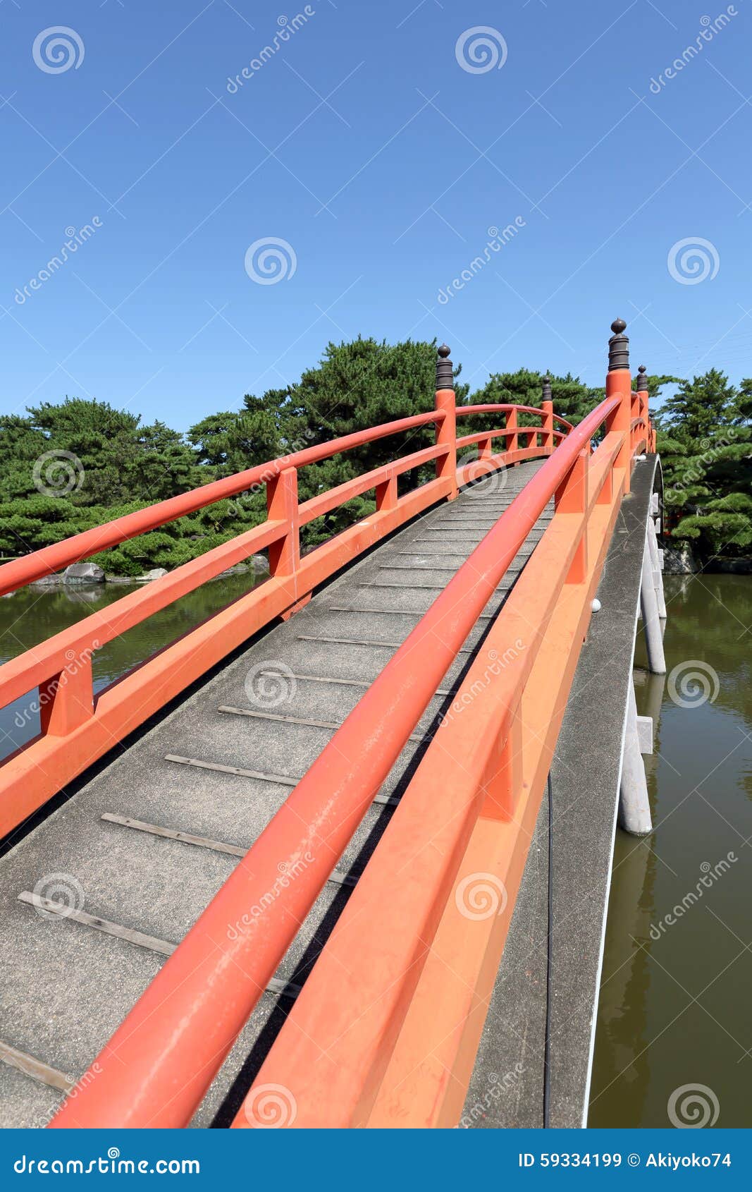 Red wooden bridge stock image. Image of ancient, chinese - 59334199