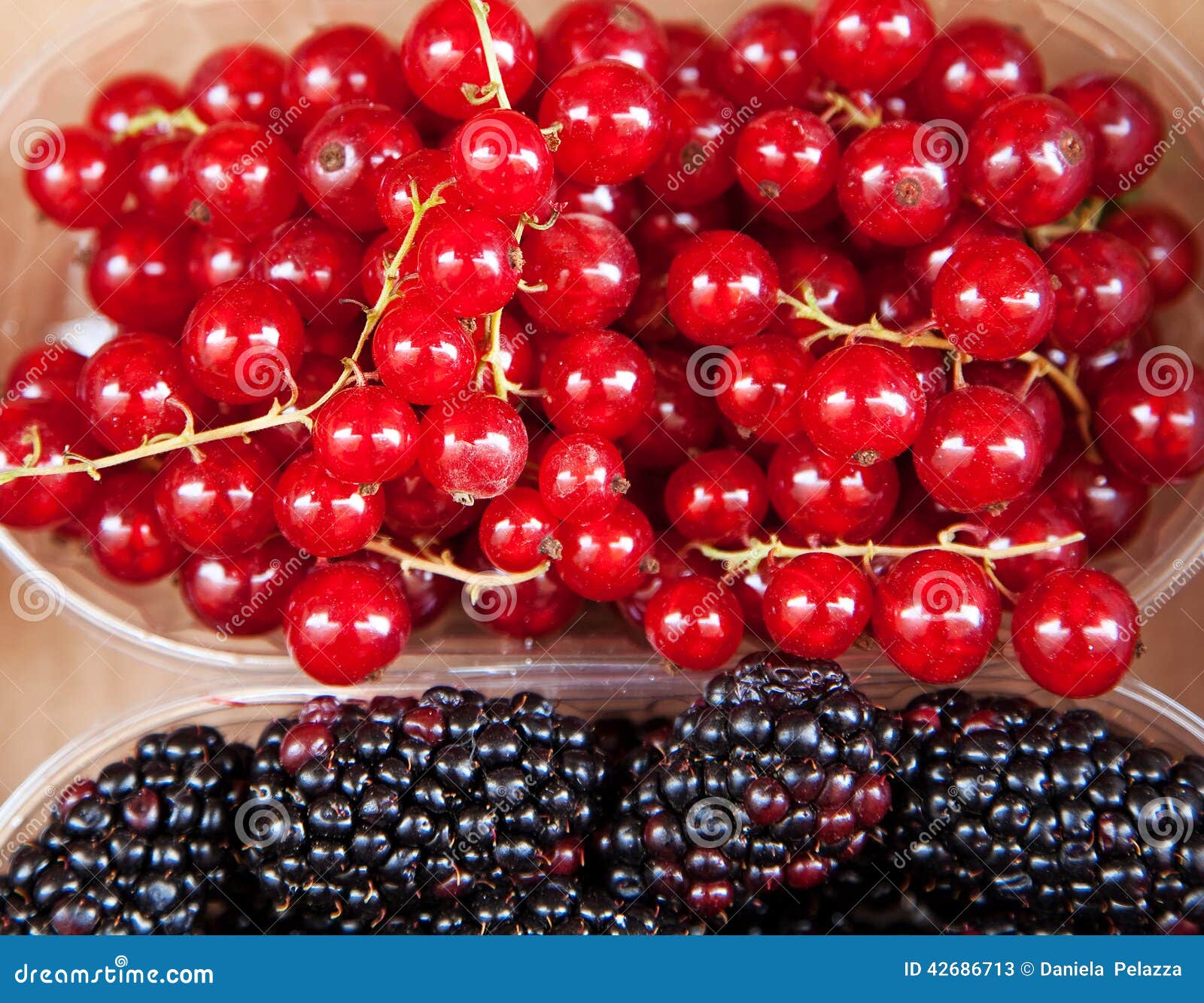 Redcurrants stock image. Image of closeup, vegan, sweet - 42686713