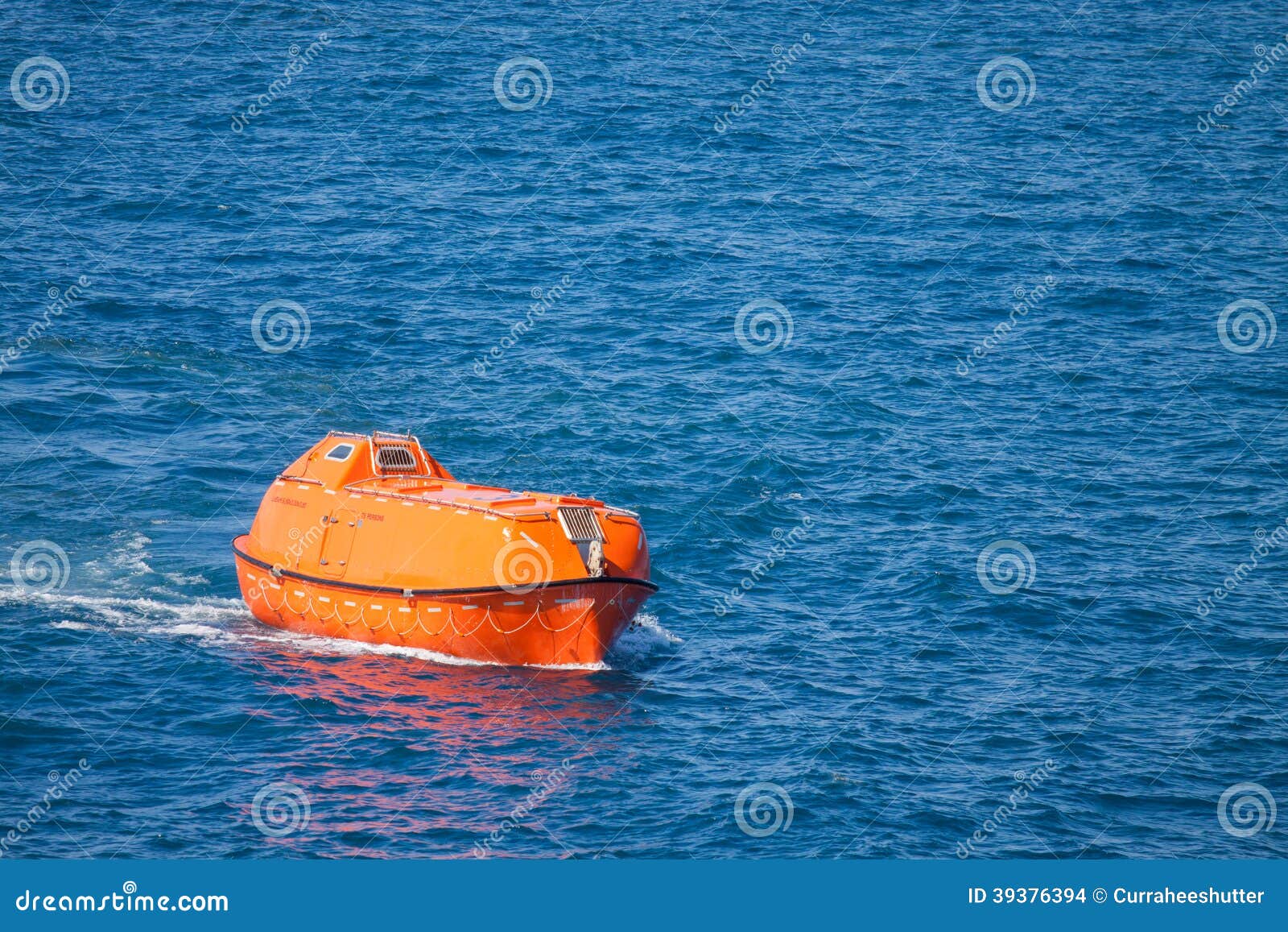 Reddingsboot of Reddingsboot in Zee, Veiligheidsnorm Binnen Voor De ...
