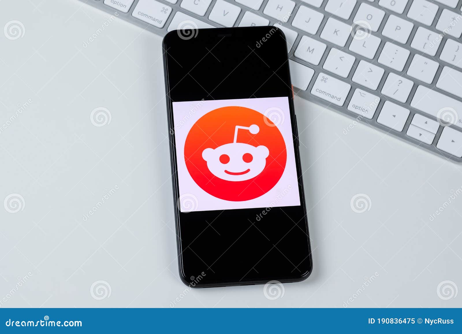 Reddit App Logo on a Smartphone Screen. Editorial Image - Image of ...