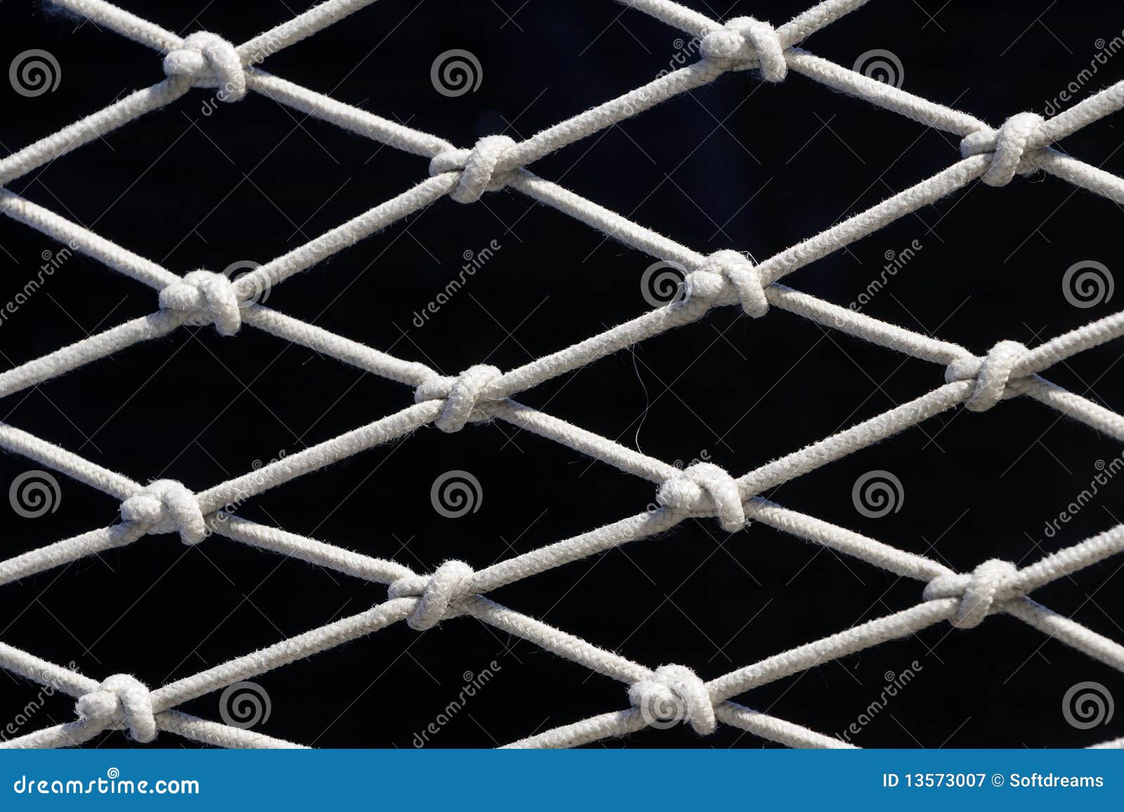 Rede da corda imagem de stock. Imagem de ondas, redes - 13573007