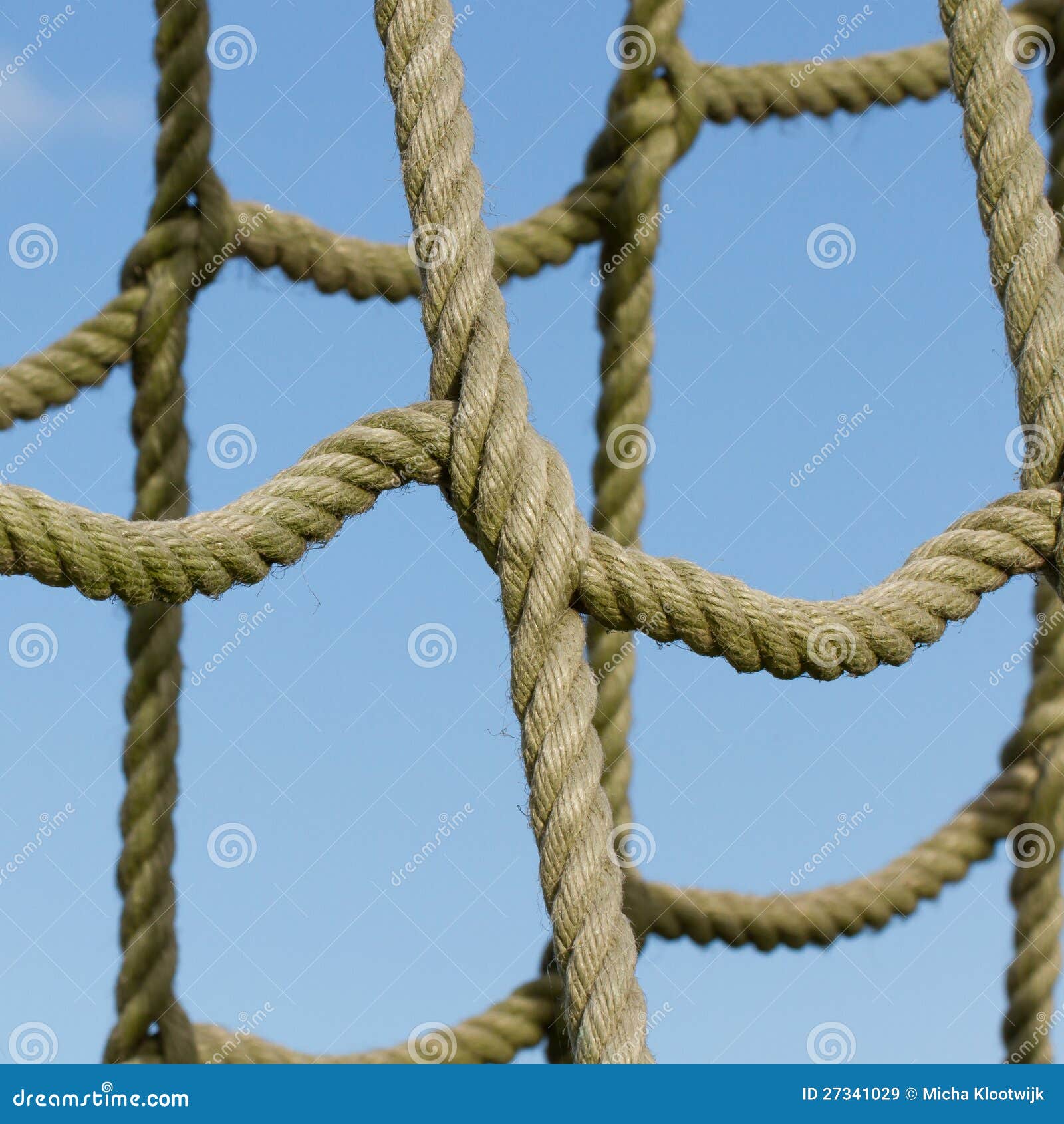 Rede Da Corda Usada Para a Escalada Das Crianças Imagem de Stock ...