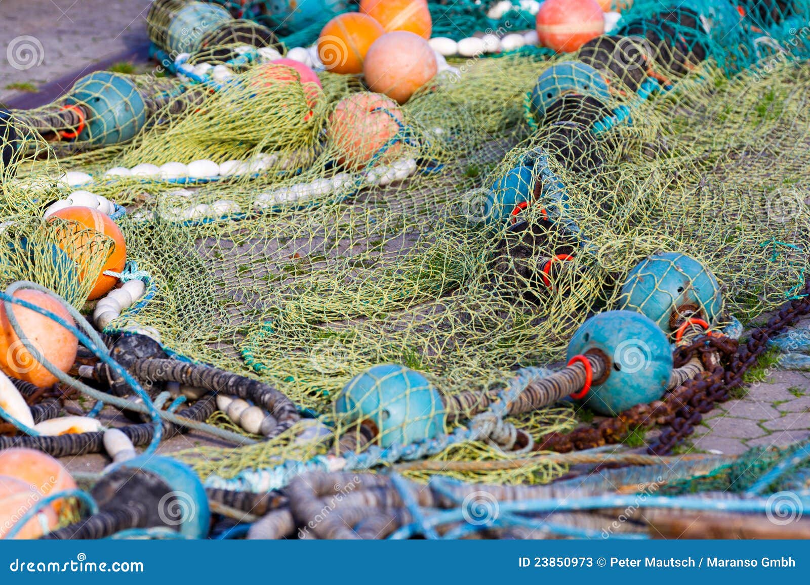 Rede de pesca imagem de stock. Imagem de grande, fundo - 23850973