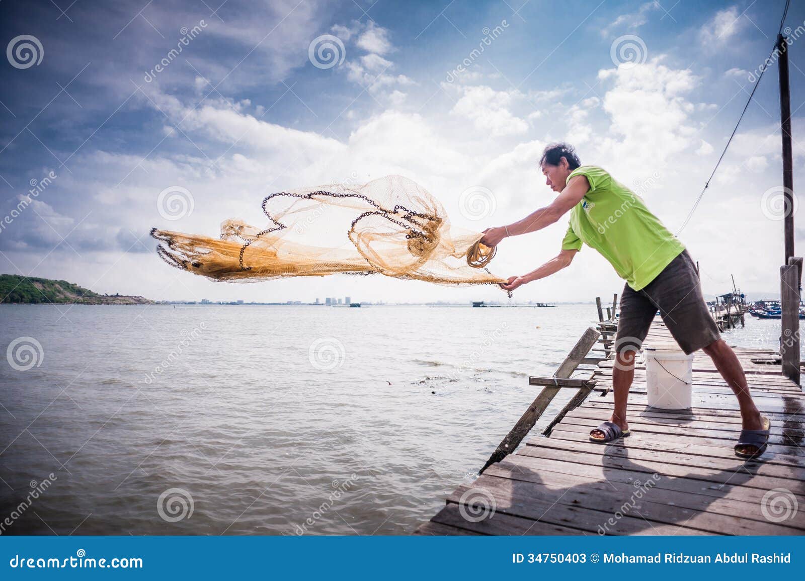 Rede de pesca de jogo foto de stock editorial. Imagem de jogar - 34750403