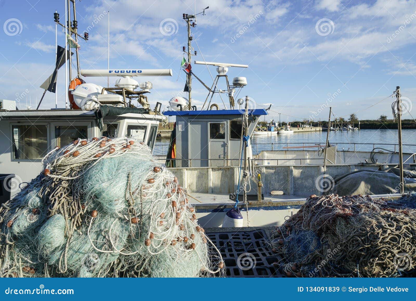 Redes de pesca imagen de archivo. Imagen de pesca, fishnet - 134091839