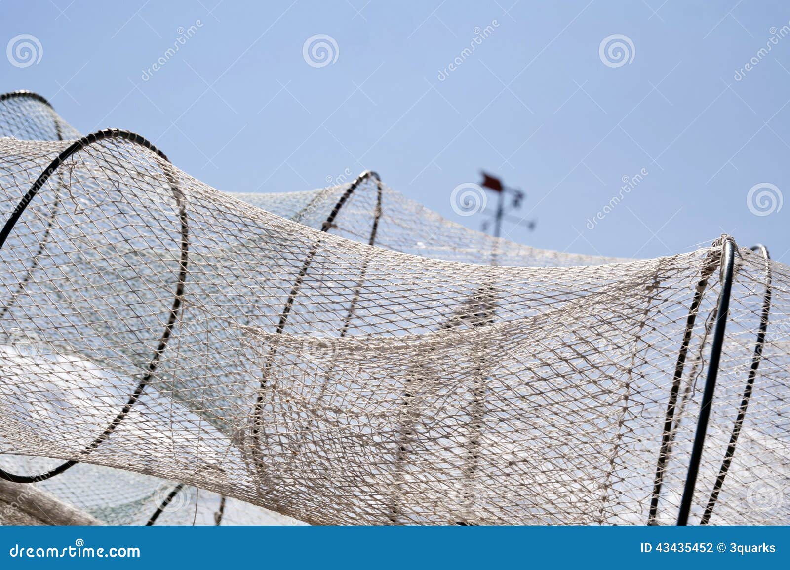 Redes de pesca foto de stock. Imagem de redes, costa - 43435452