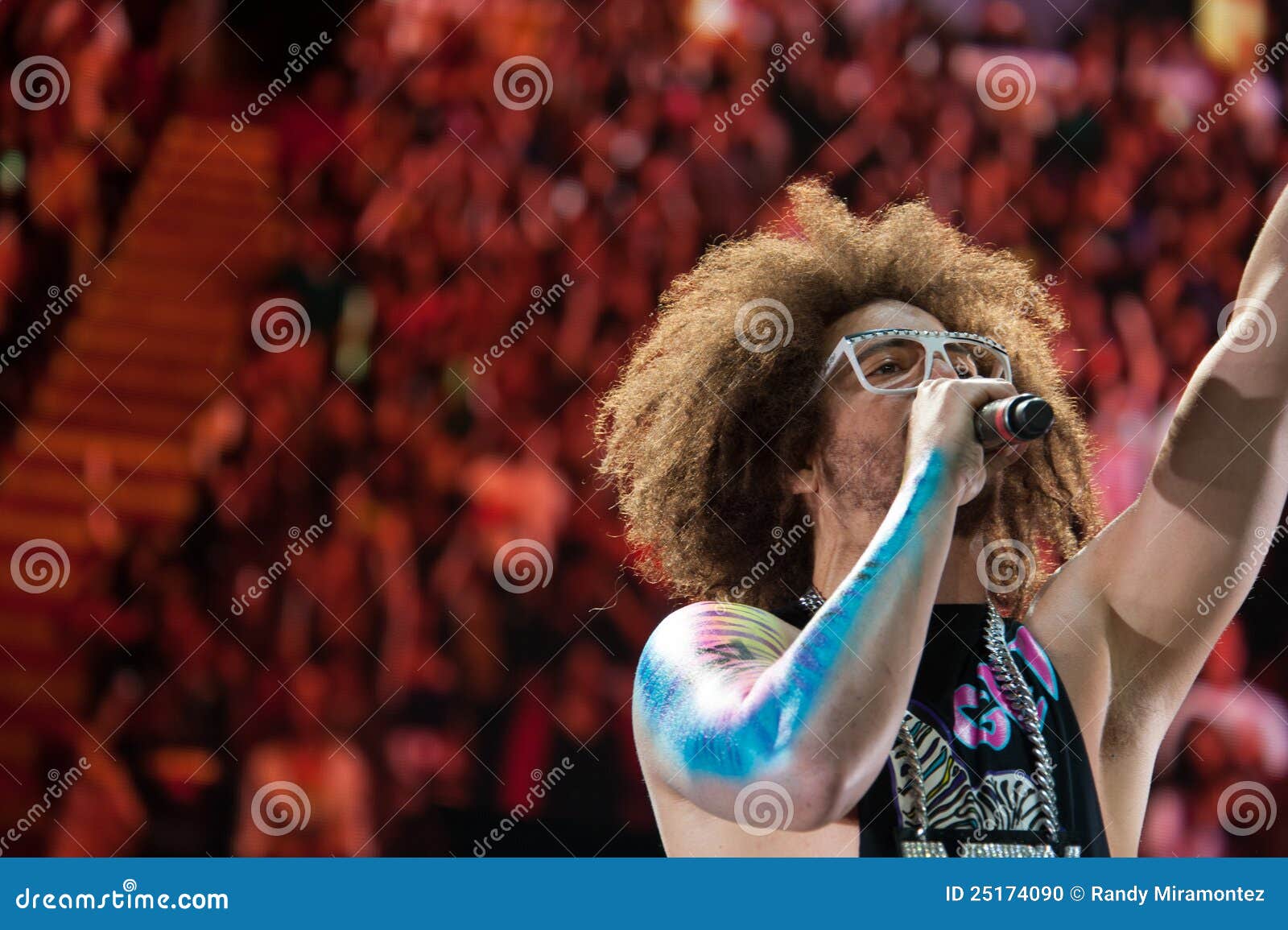 RedFoo editorial image. Image of rapping, performers - 25174090