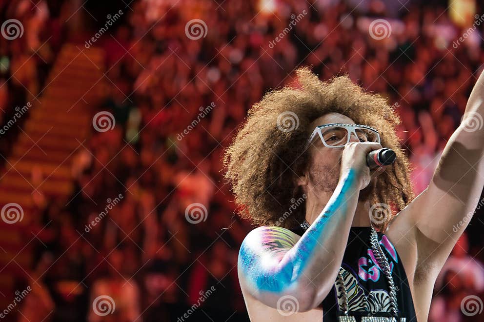 RedFoo editorial image. Image of rapping, performers - 25174090