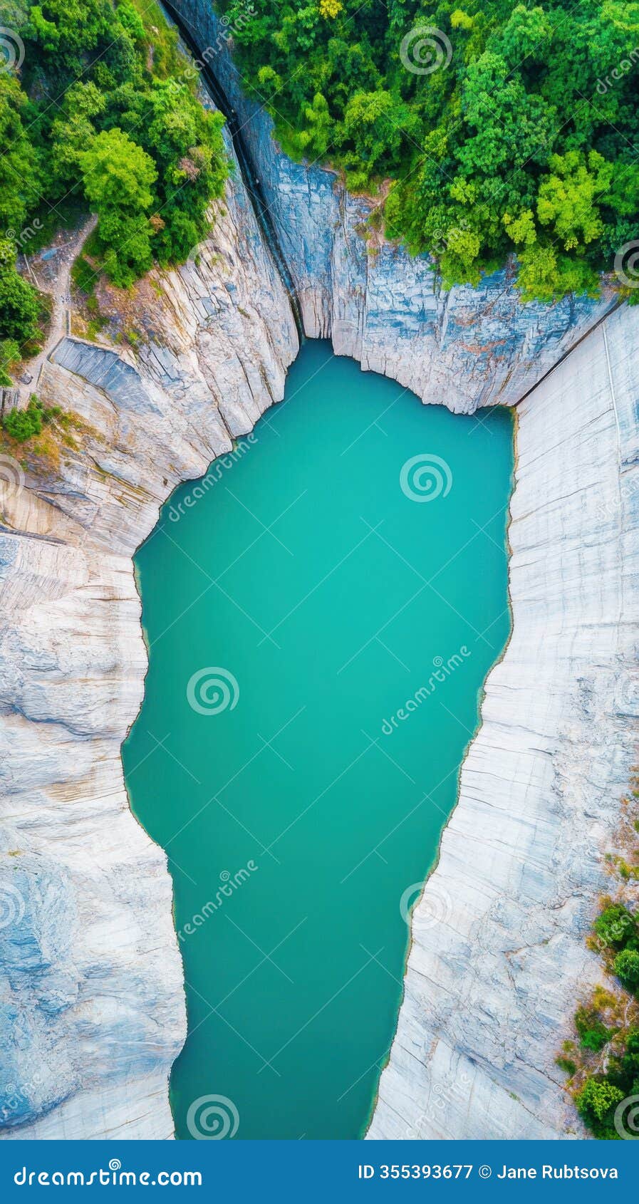 Drought Conditions Reveal Stunning Details of a Dam with Low Water ...