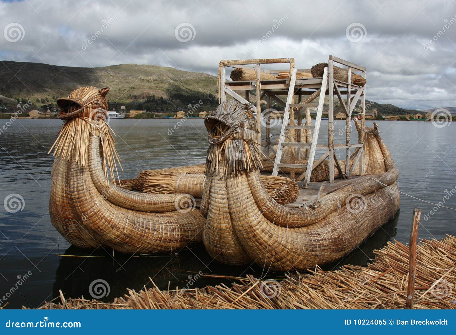 Reed Boat on Lake Titicaca, Peru Stock Image - Image of boat, puno ...