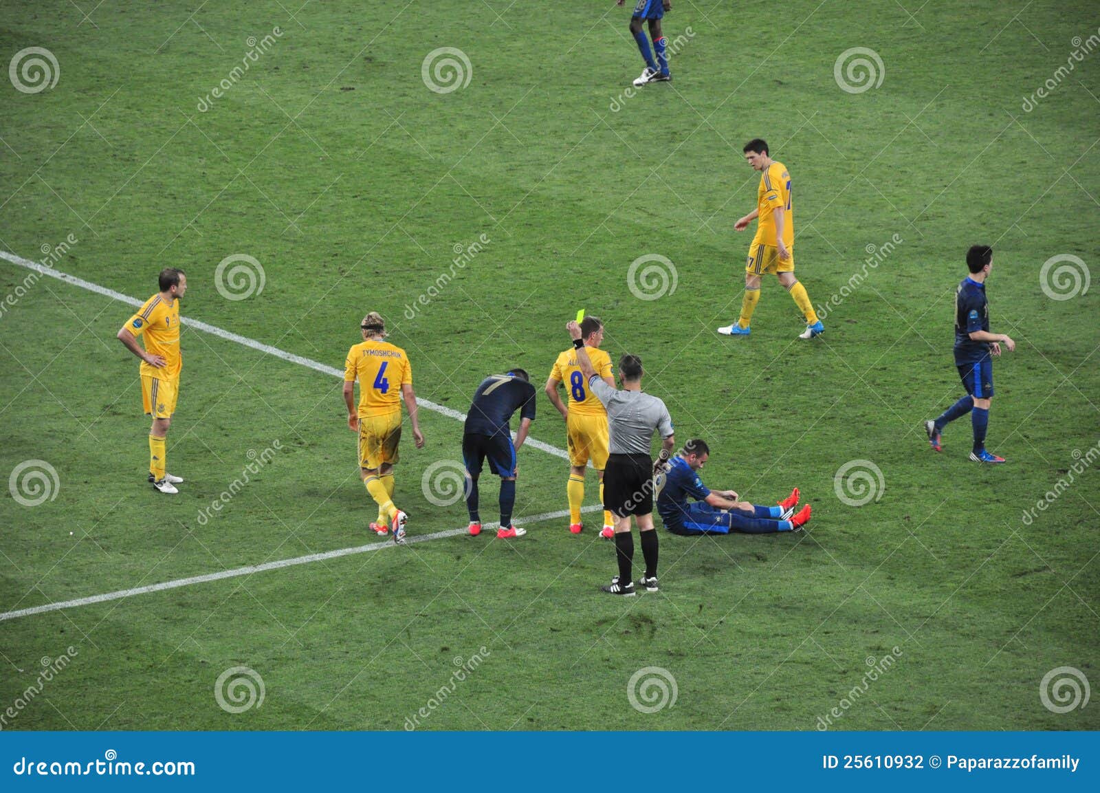 The Referee Shows a Yellow Card Editorial Photography - Image of ball ...
