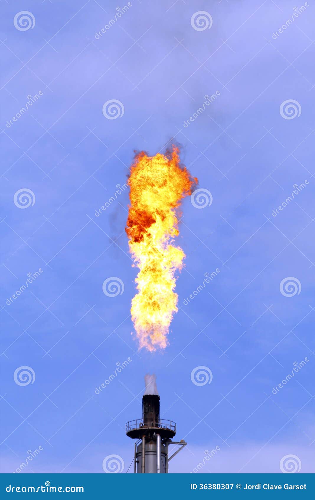 Refinery fire stock image. Image of ozone, flame, coal - 36380307