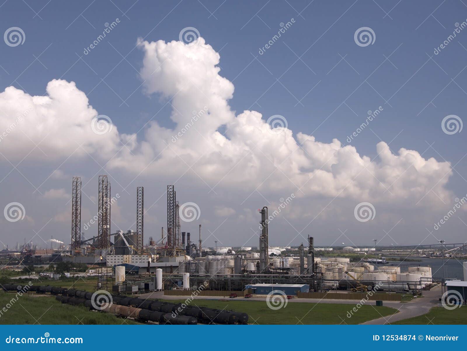 Refinery and Shipyard stock photo. Image of refinery - 12534874