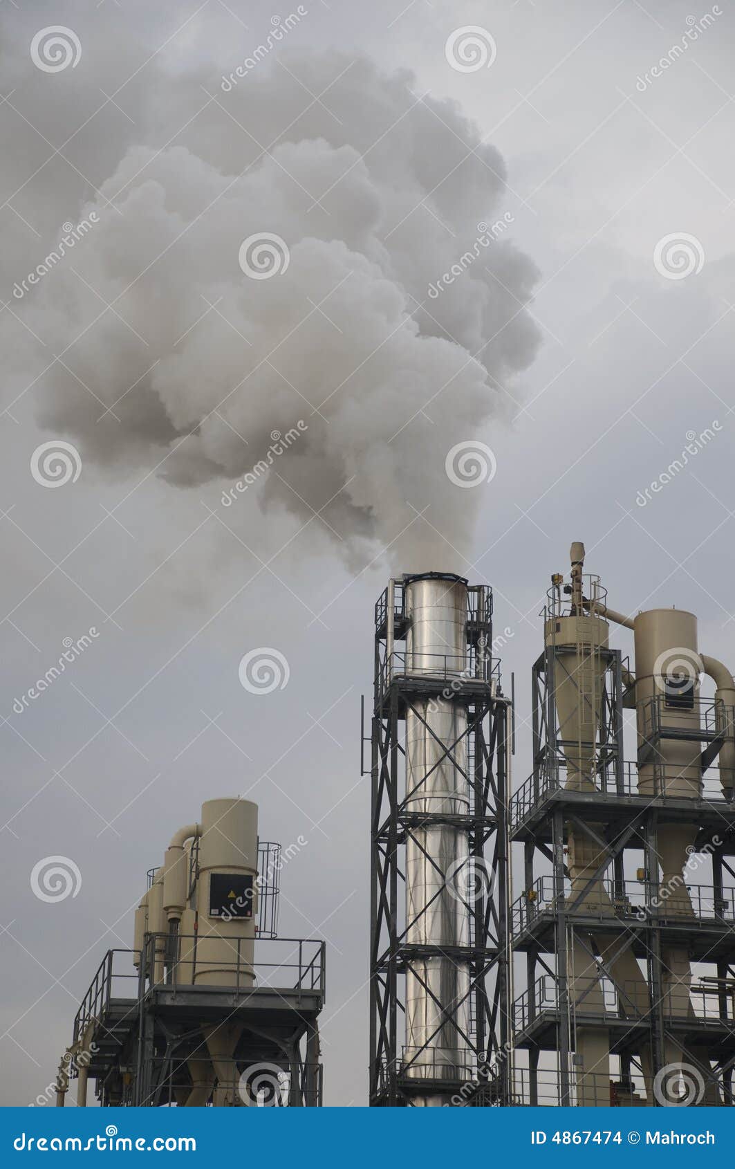 Refinery Smoke-stack Polluting the Air Stock Photo - Image of chimney ...
