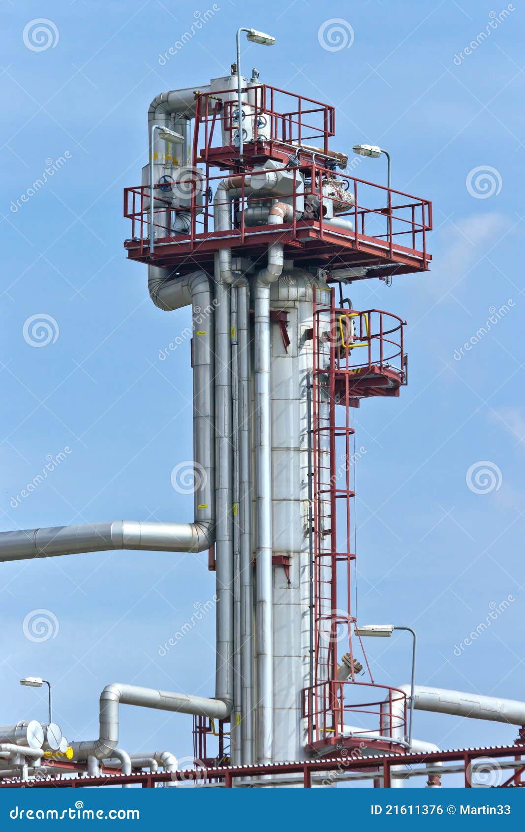 Refinery tower stock photo. Image of tube, plant, environment - 21611376