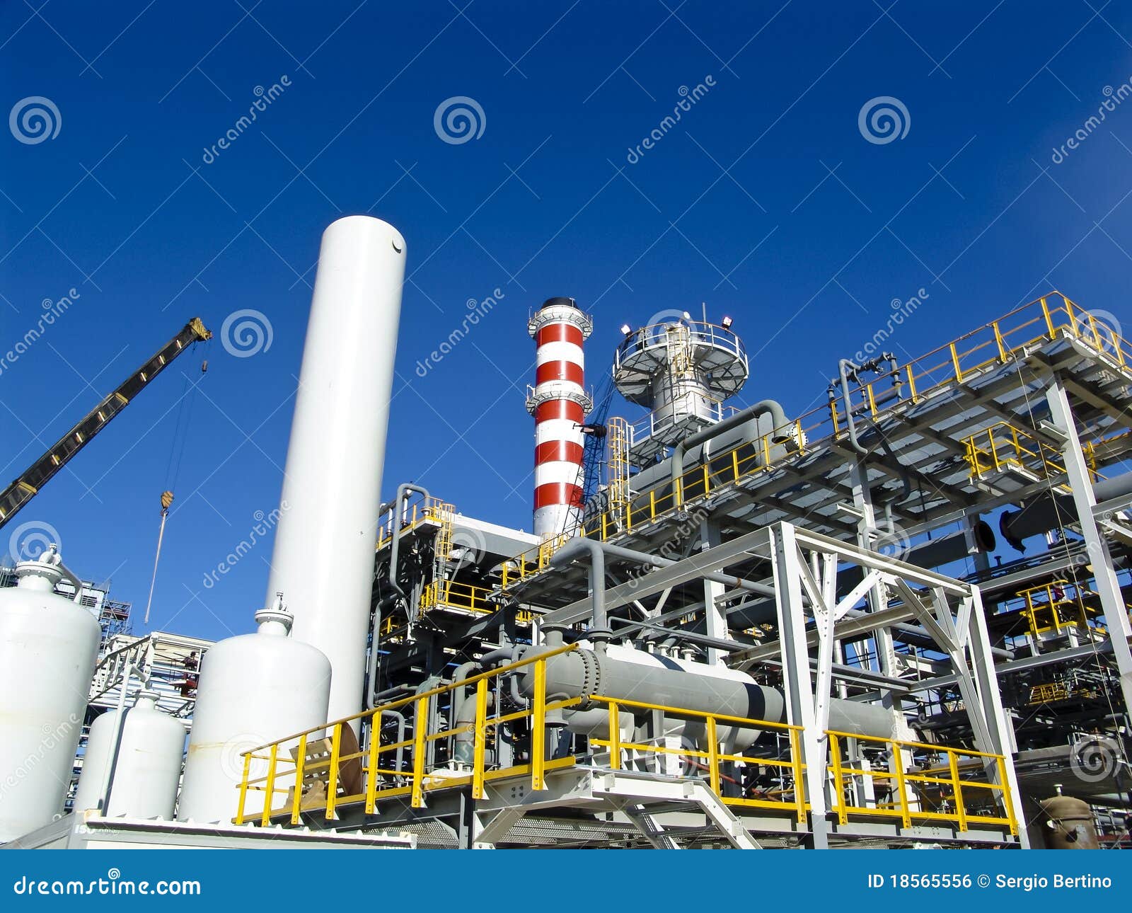 Refinery Under Construction Stock Photo - Image of fire, economy: 18565556