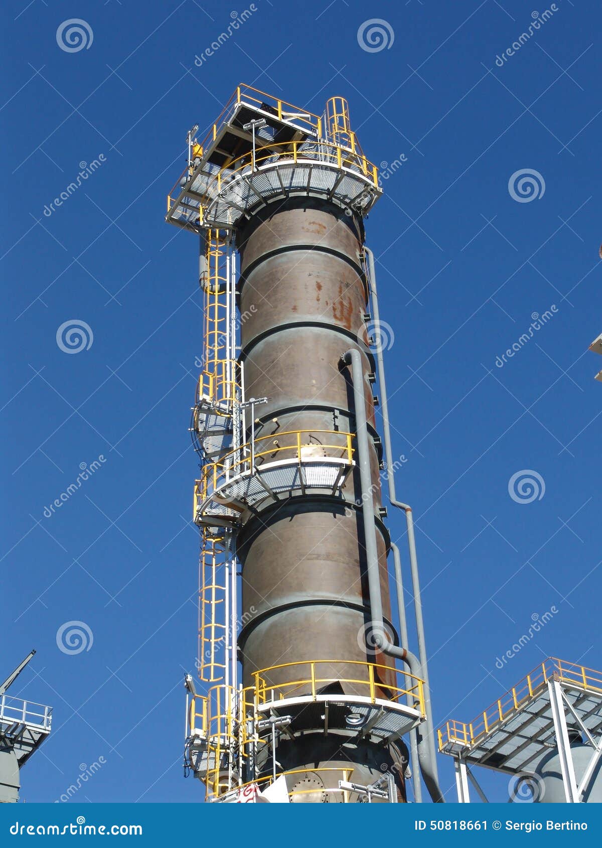 Refinery Under Construction Stock Image - Image of pipe, energy: 50818661