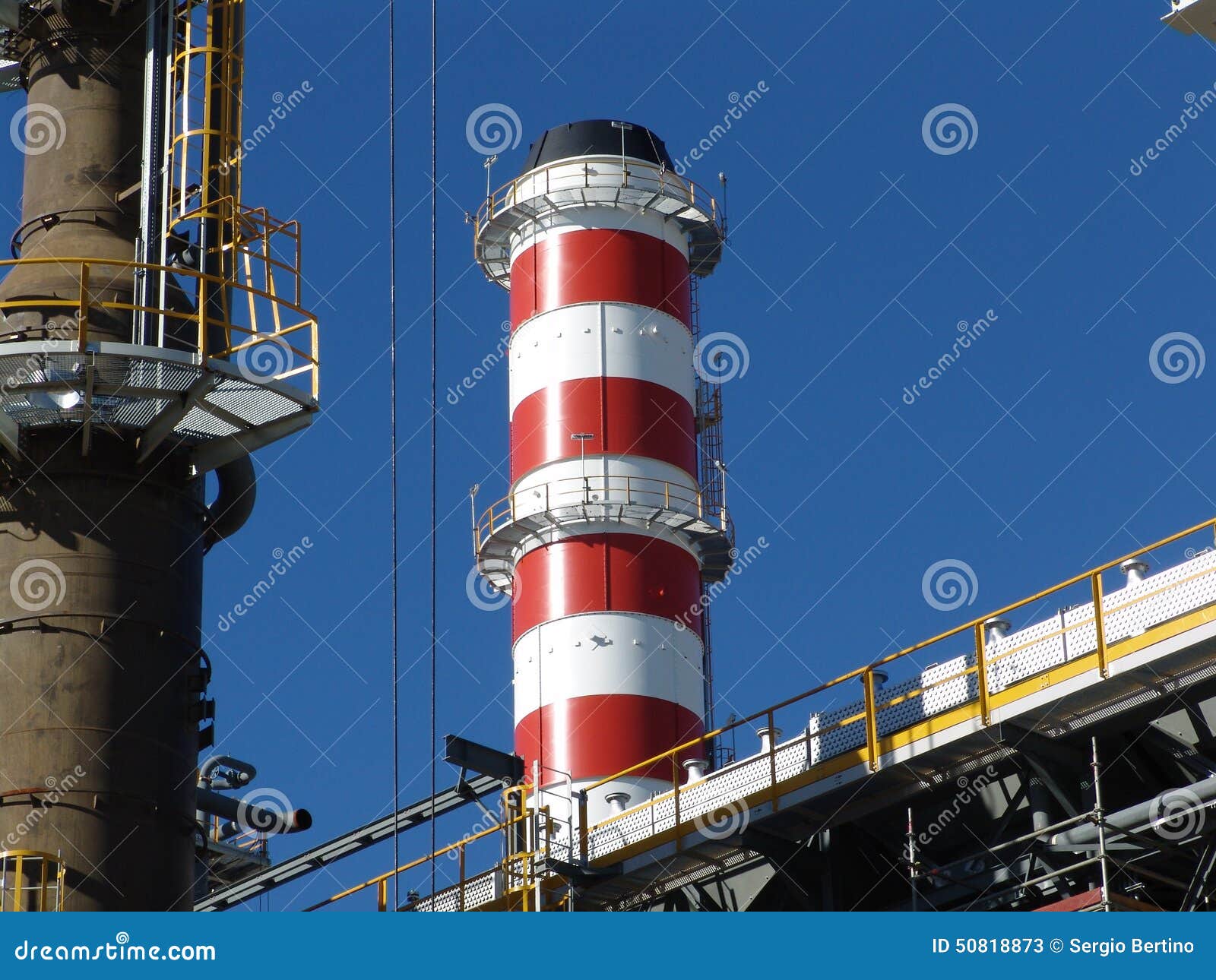 Refinery Under Construction Stock Image - Image of industry, chimney ...