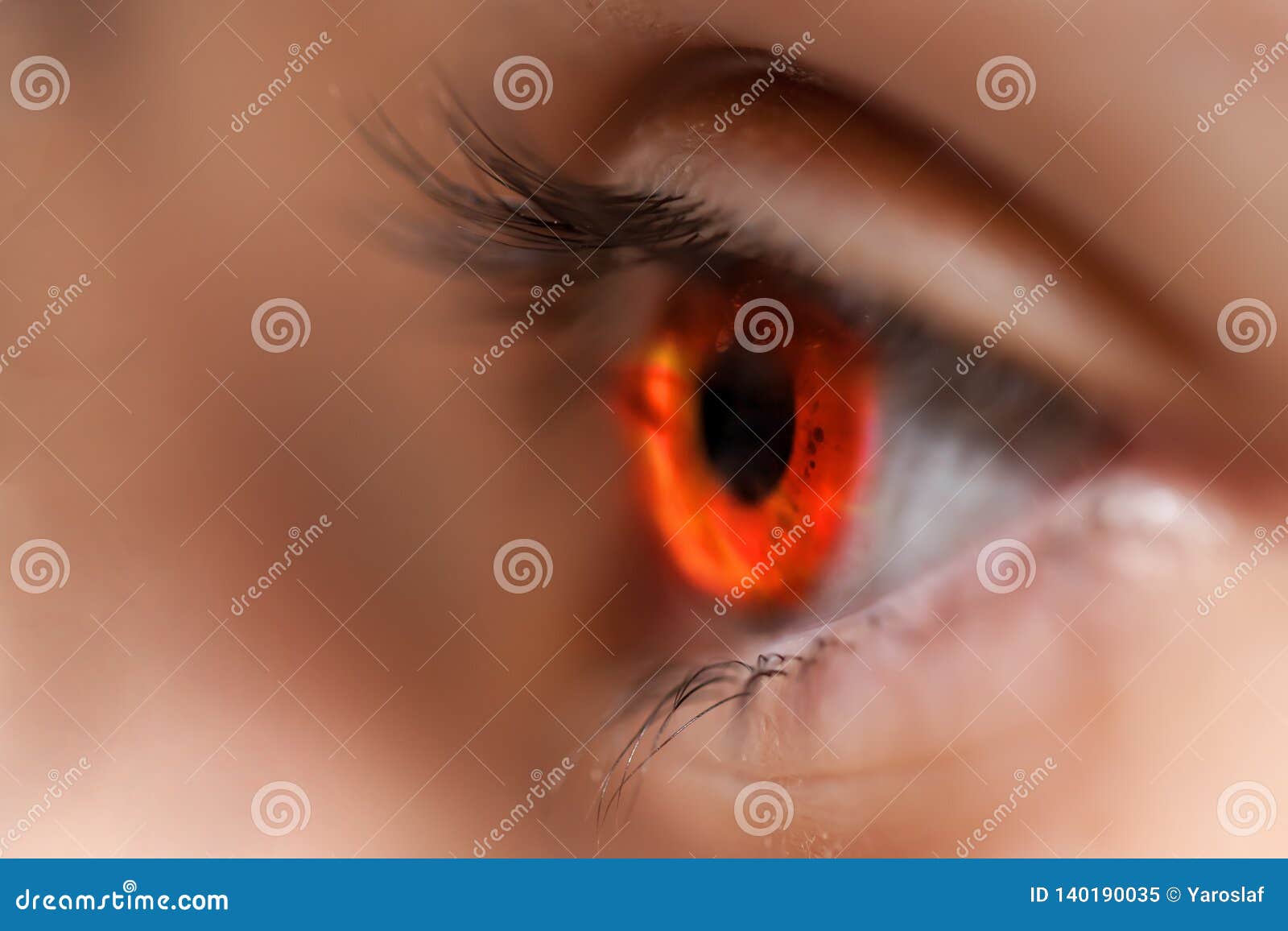 Reflection of Fire in Yellow Pupil Stock Image - Image of human, makeup ...