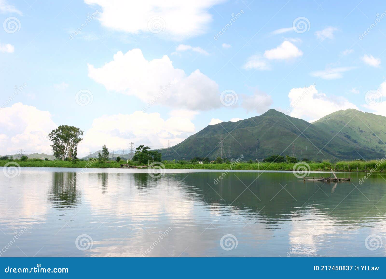 Reflection of the Kai Kung Leng, at Shan Pui Tsuen Fish Pond Stock ...