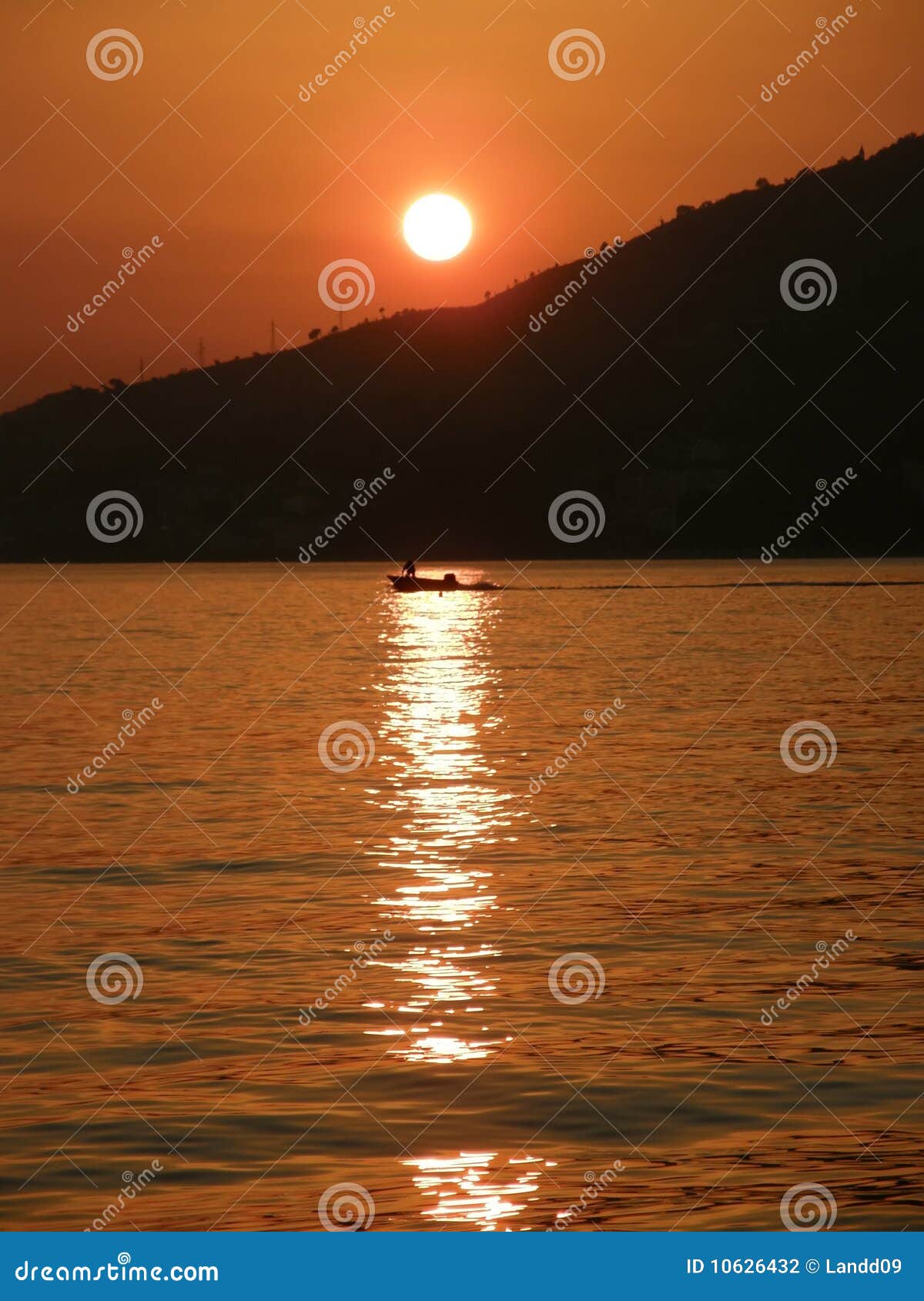 Reflection of Light in the Sunset with Boat Stock Photo - Image of ...