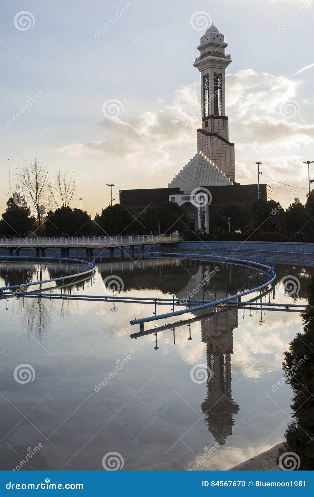 Reflection of Minaret in Waters Pool Vertical Shot Stock Photo - Image ...