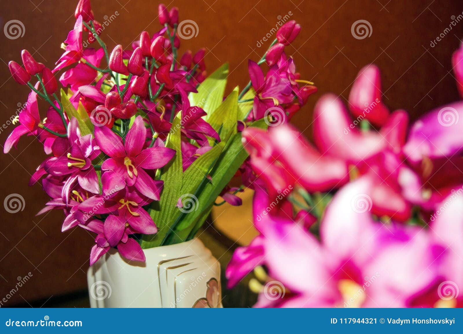 Reflection of Red Flowers with a Vase in the Mirror Stock Image - Image ...