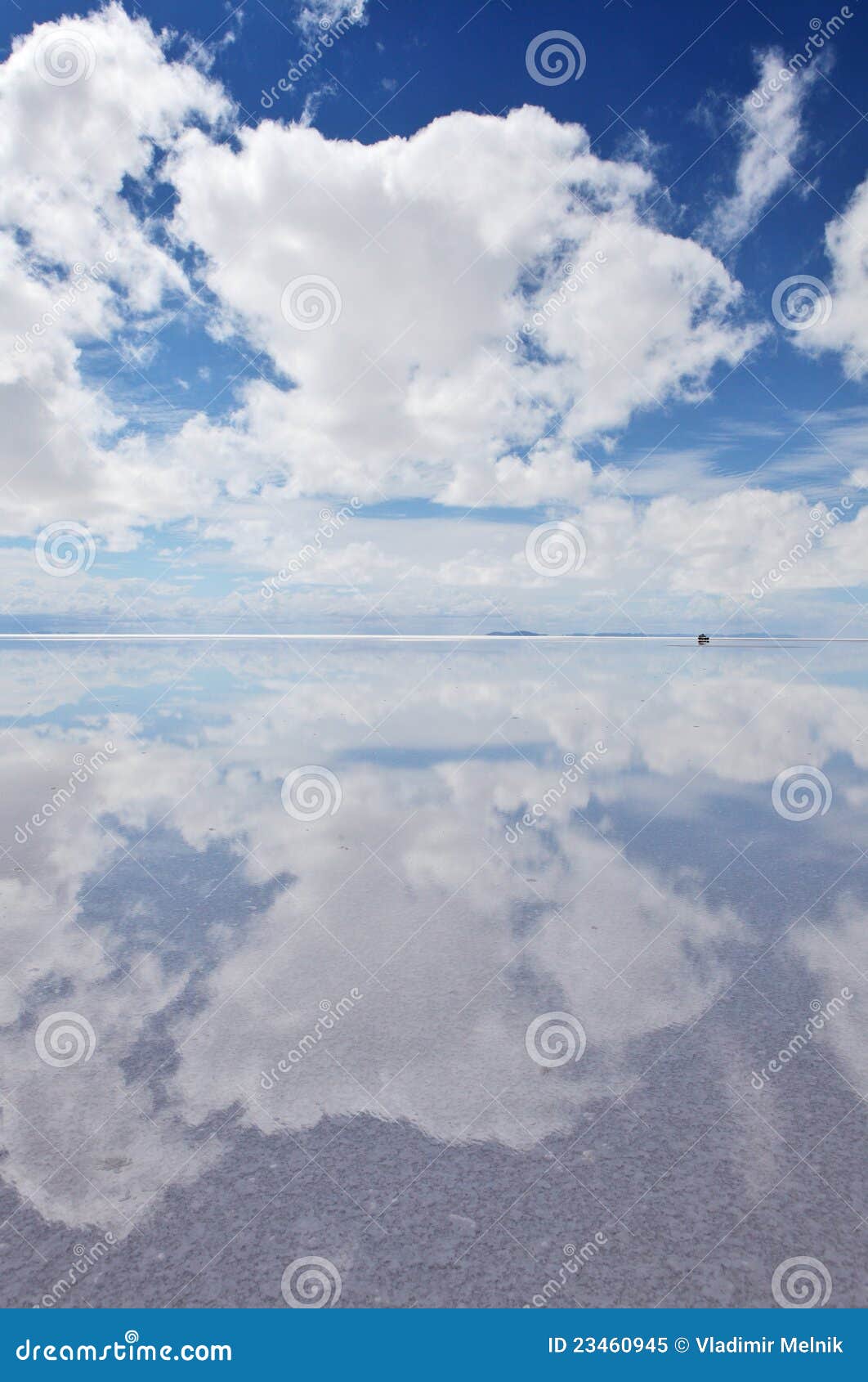 Reflection in the Salt Desert Stock Image - Image of salar, infinity ...