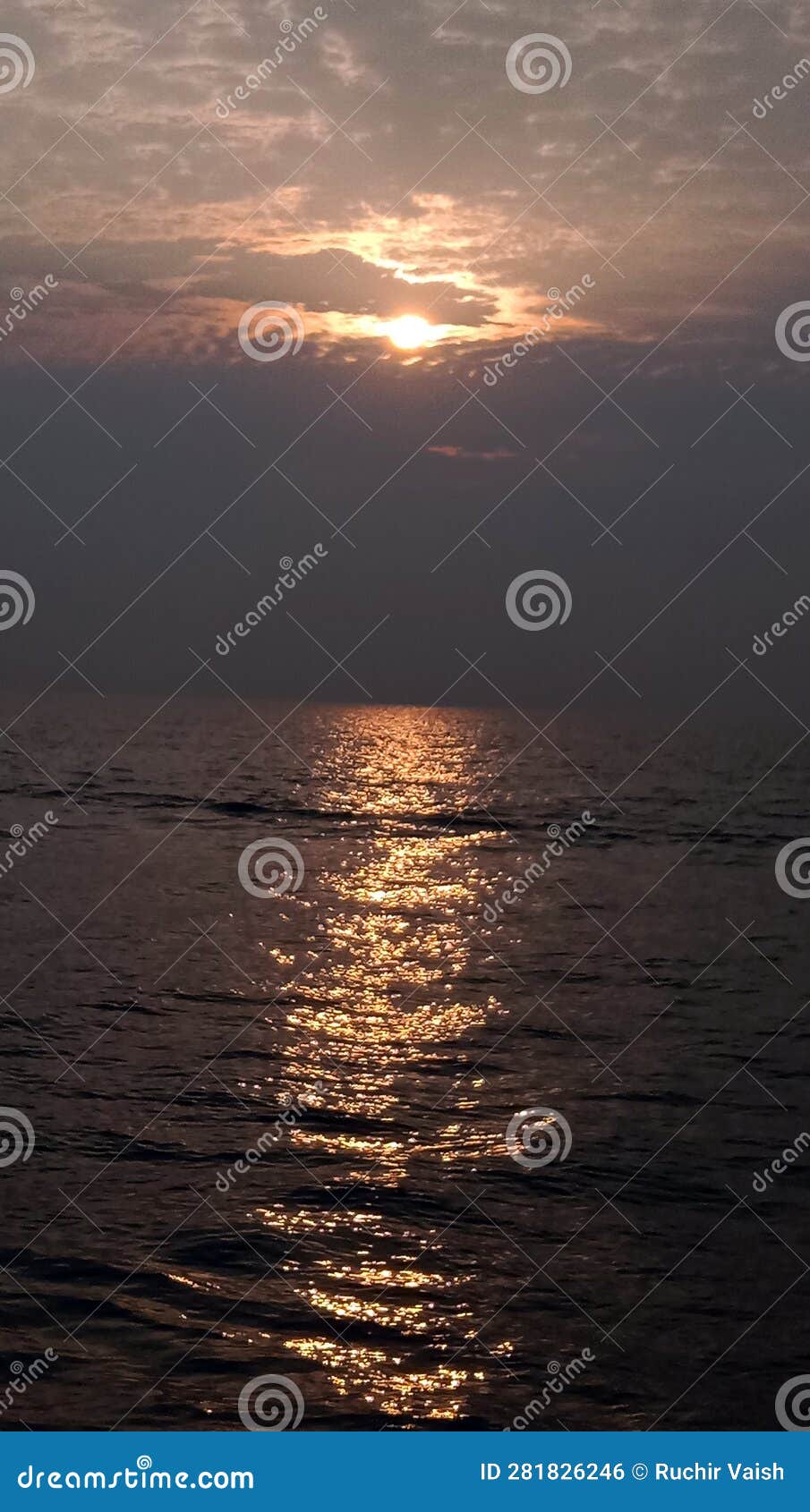 Reflection of the Sun Rays Falling on the Sea Like a Golden Wave Stock ...