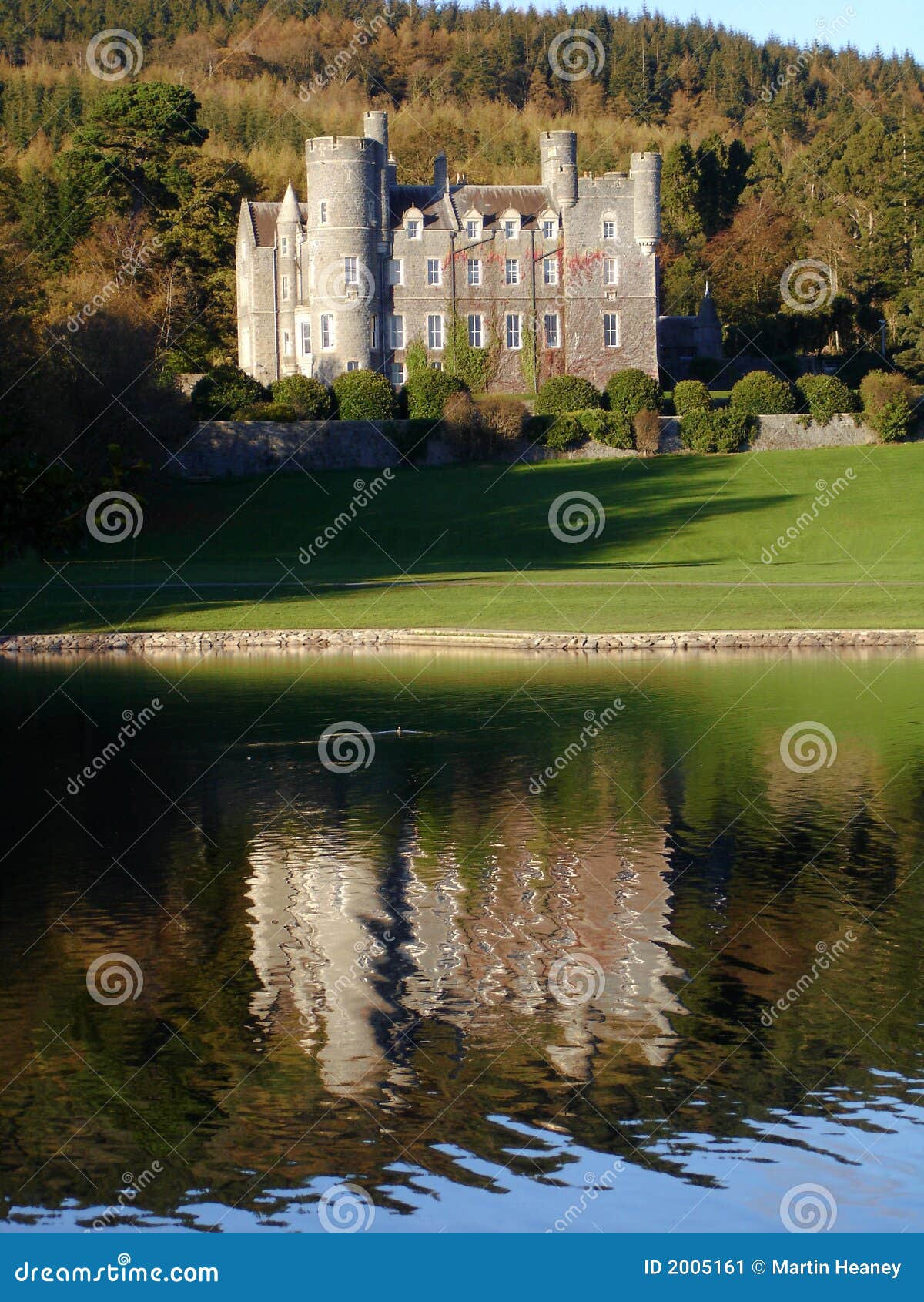 Reflections of a Castle stock image. Image of lake, castlewellan - 2005161
