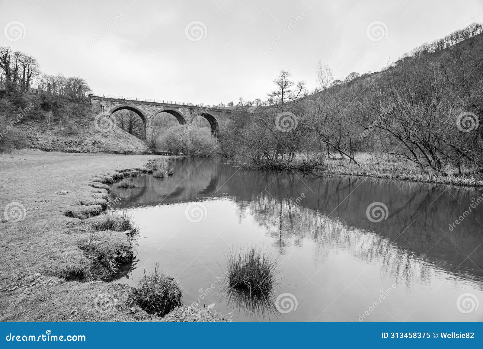 Reflections of Monsal Head Bridge Stock Image - Image of crossing ...