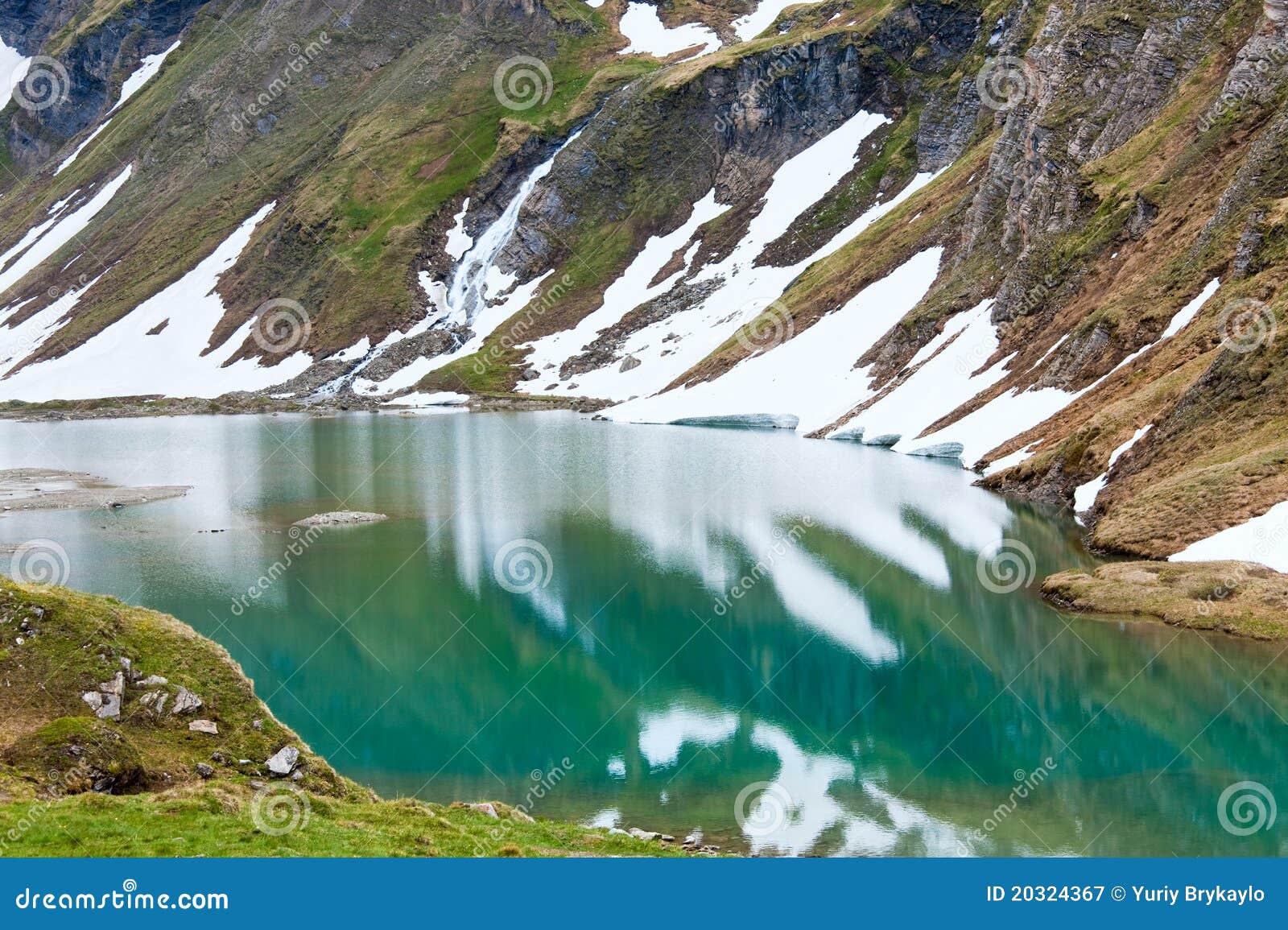 Reflections on the Summer Alpine Lake Stock Image - Image of nature ...