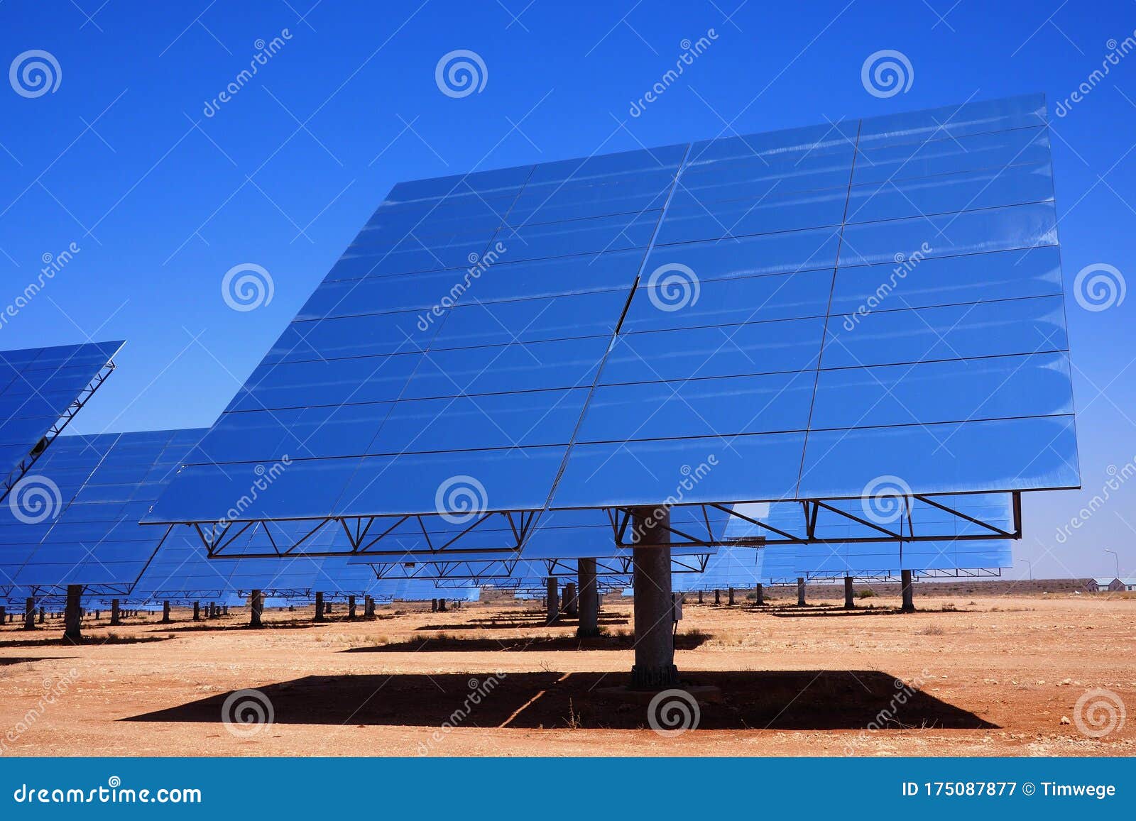 Reflective Panels in a Solar Power Plant Stock Image - Image of plant ...