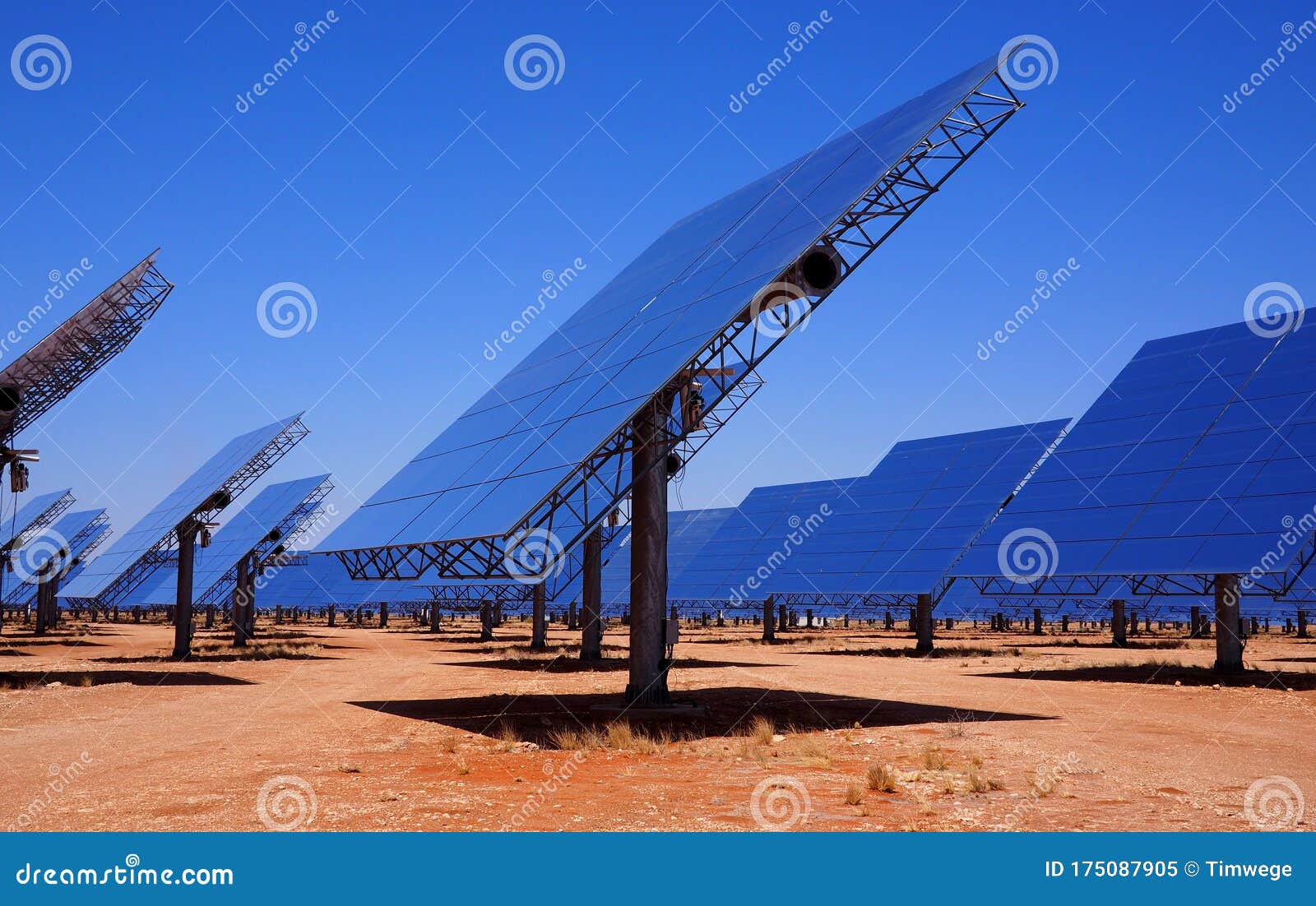 Reflective Panels in a Solar Thermal Power Plant Stock Image - Image of ...