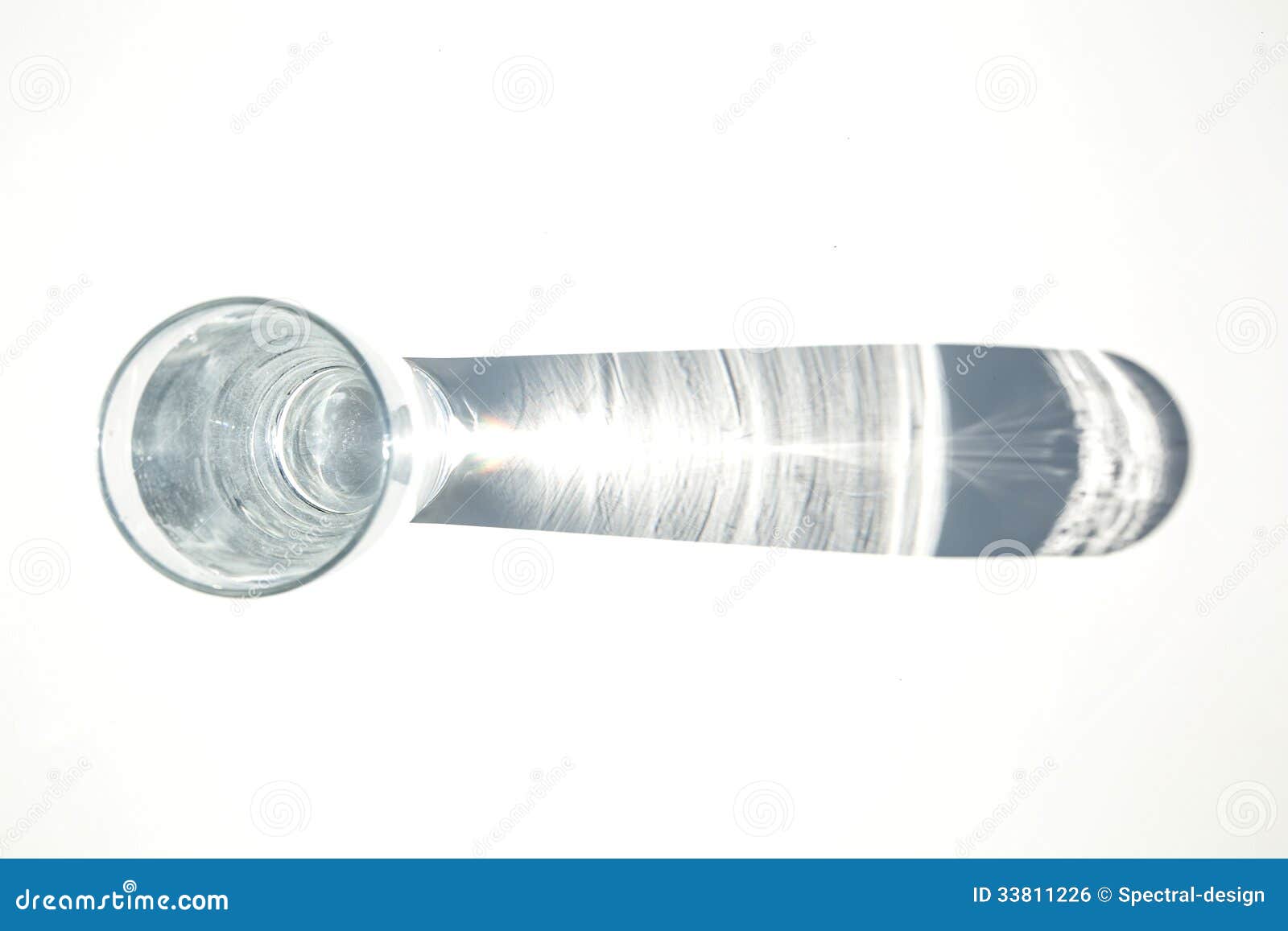 Reflexiones cáusticas foto de archivo. Imagen de sediento - 33811226