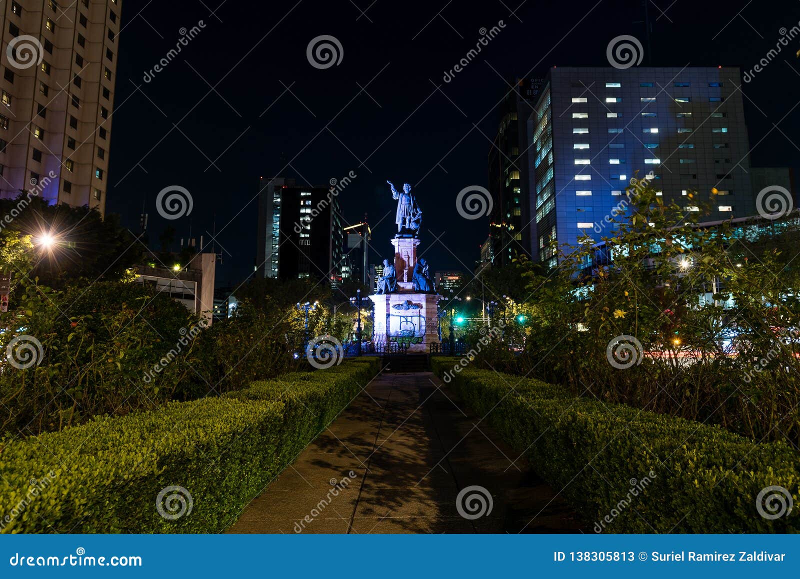 Glorieta Colon - Mexico City, Reforma Avenue, Nigh Scene Editorial ...