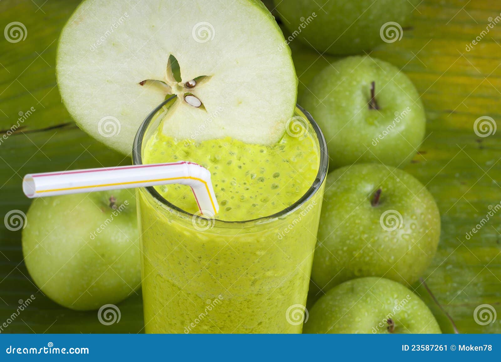 Refreshing Apple Smoothie Milk Shake Stock Image - Image of recipe ...