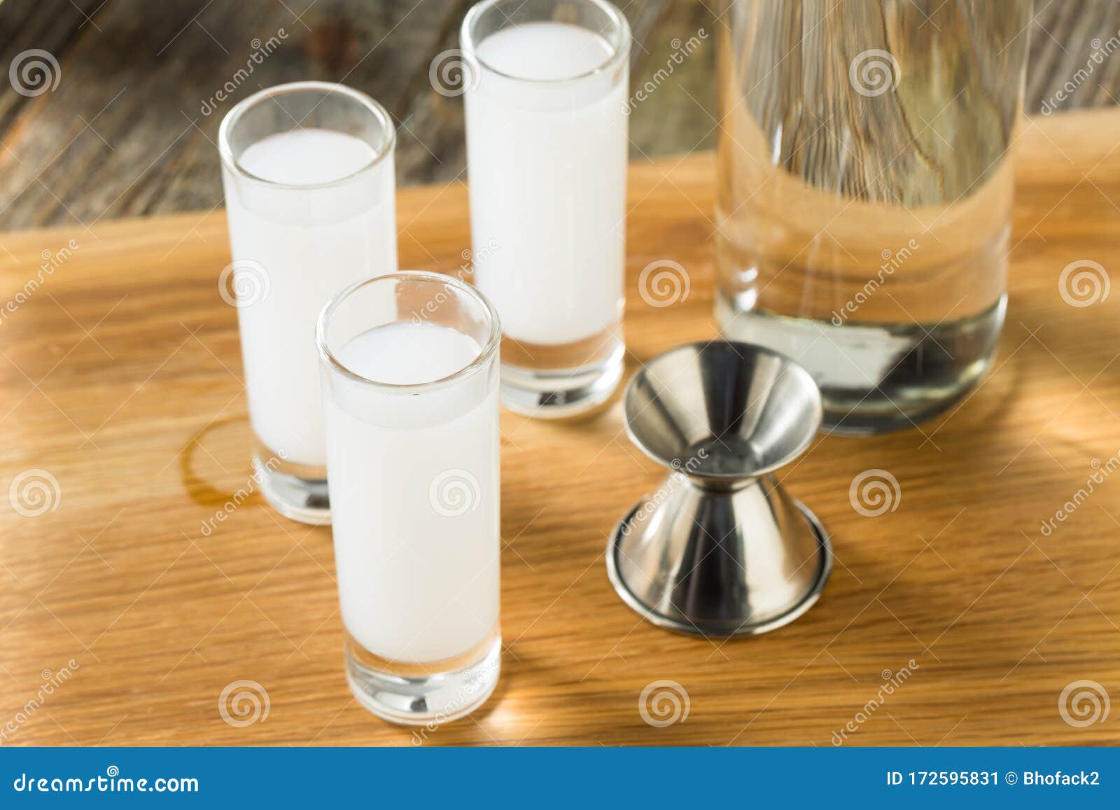 Refreshing Greek Anise Raki Drink Stock Image - Image of frozen, greece ...