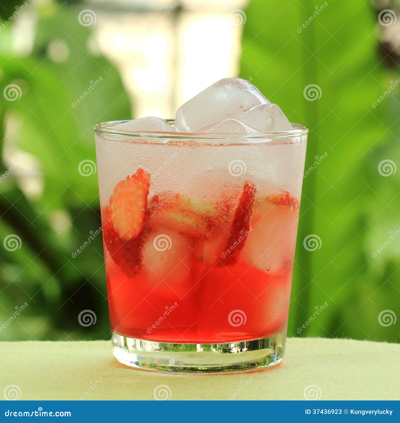 Refreshing Ice Cold Strawberry Soda Juice Stock Image - Image of fresh ...
