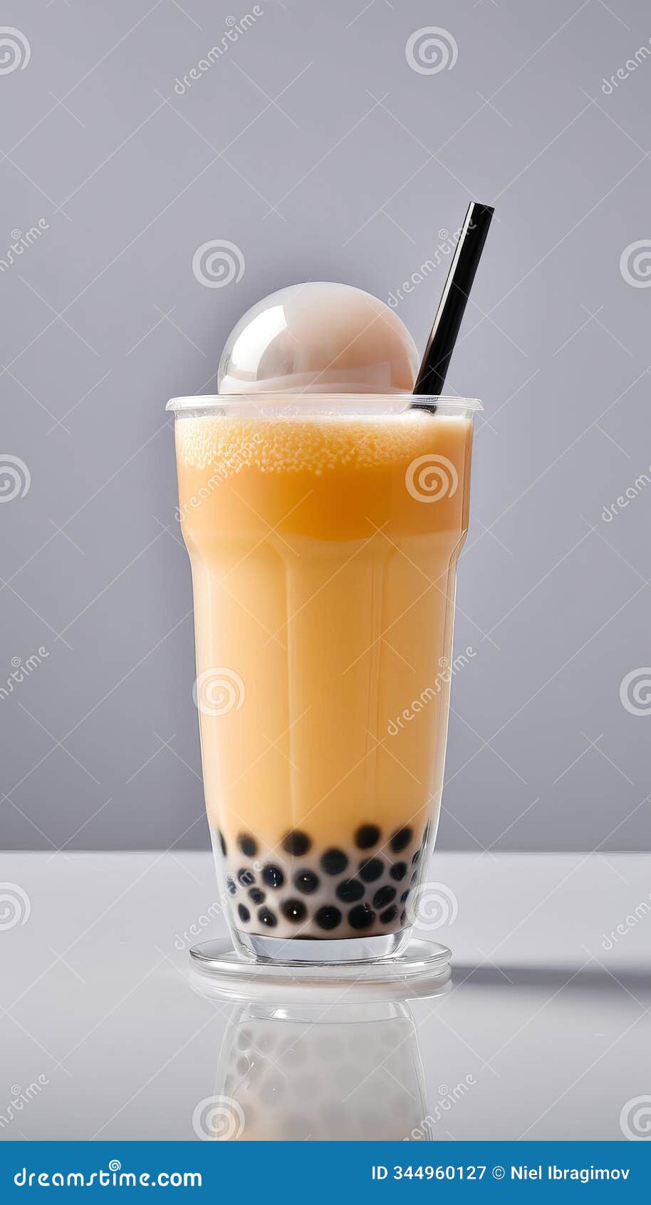 Refreshing Iced Bubble Tea with Tapioca Pearls and Black Straw Stock ...
