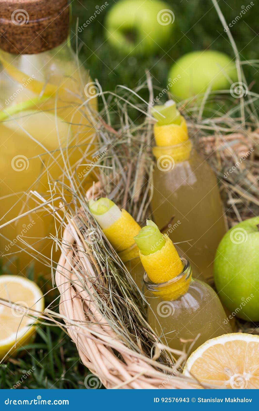 Refreshing Lemonade with Apple and Lemon in a Picnic Basket. Cold ...