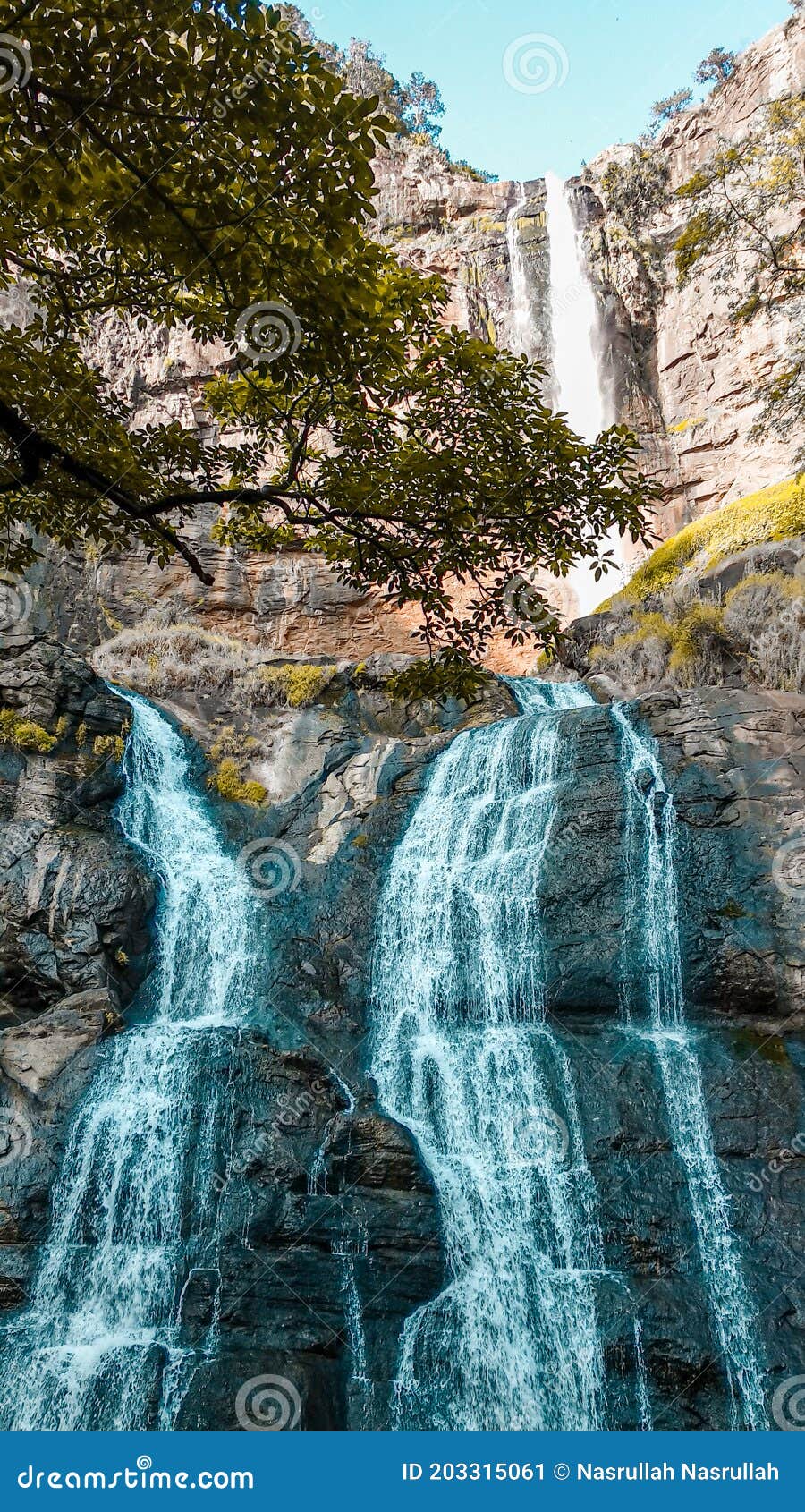 Water Cascade in the Mountains Stock Image - Image of geology, autumn ...