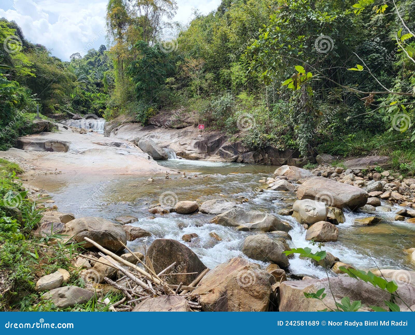 Refreshing River Stream in Lata Kertas, Dabong, Kelantan, Malaysia ...