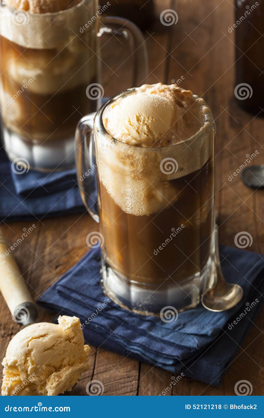 Refreshing Root Beer Float stock photo. Image of jerk - 52121218