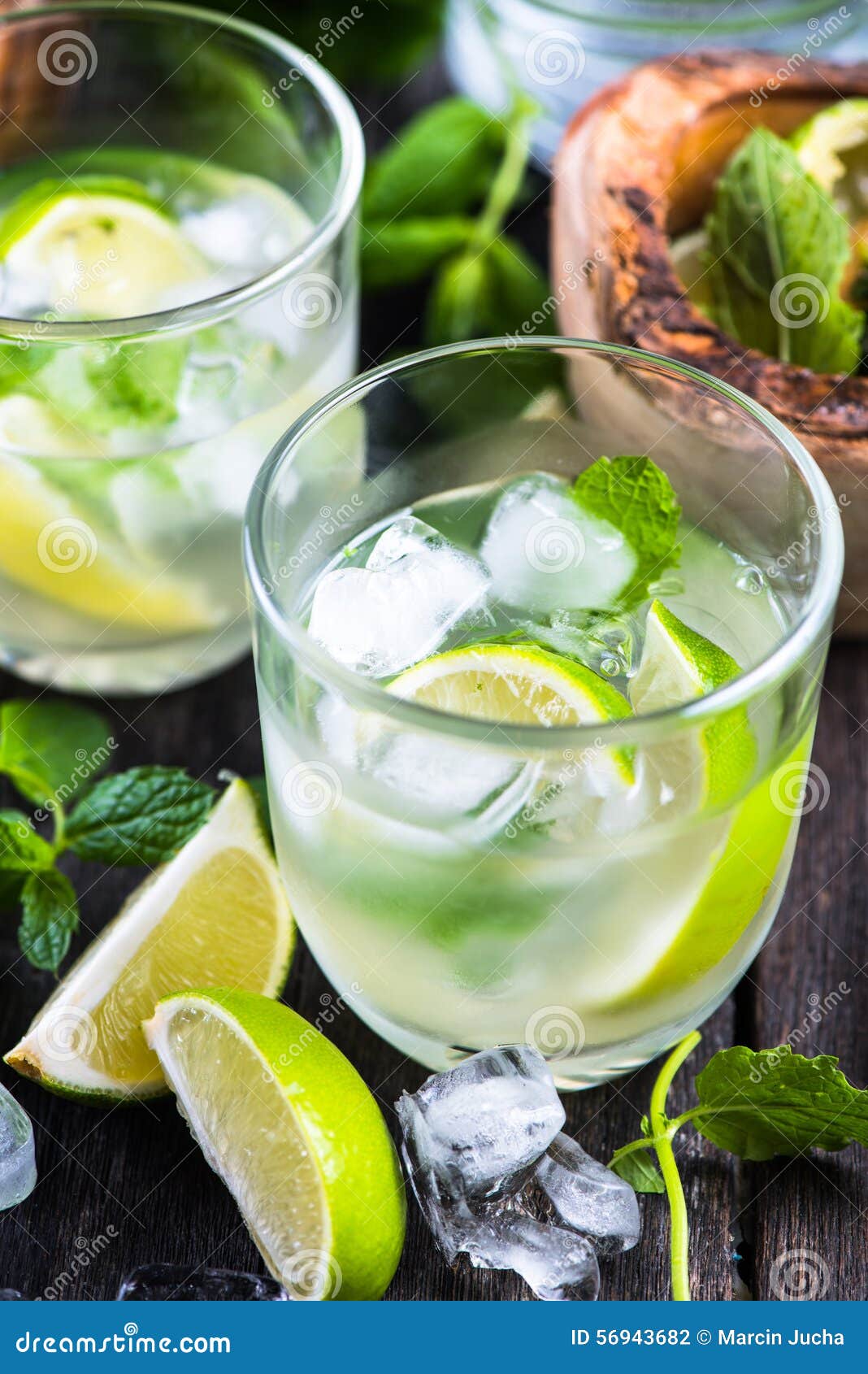 Refreshing Traditional Cuban Mojito Stock Photo - Image of beverage ...