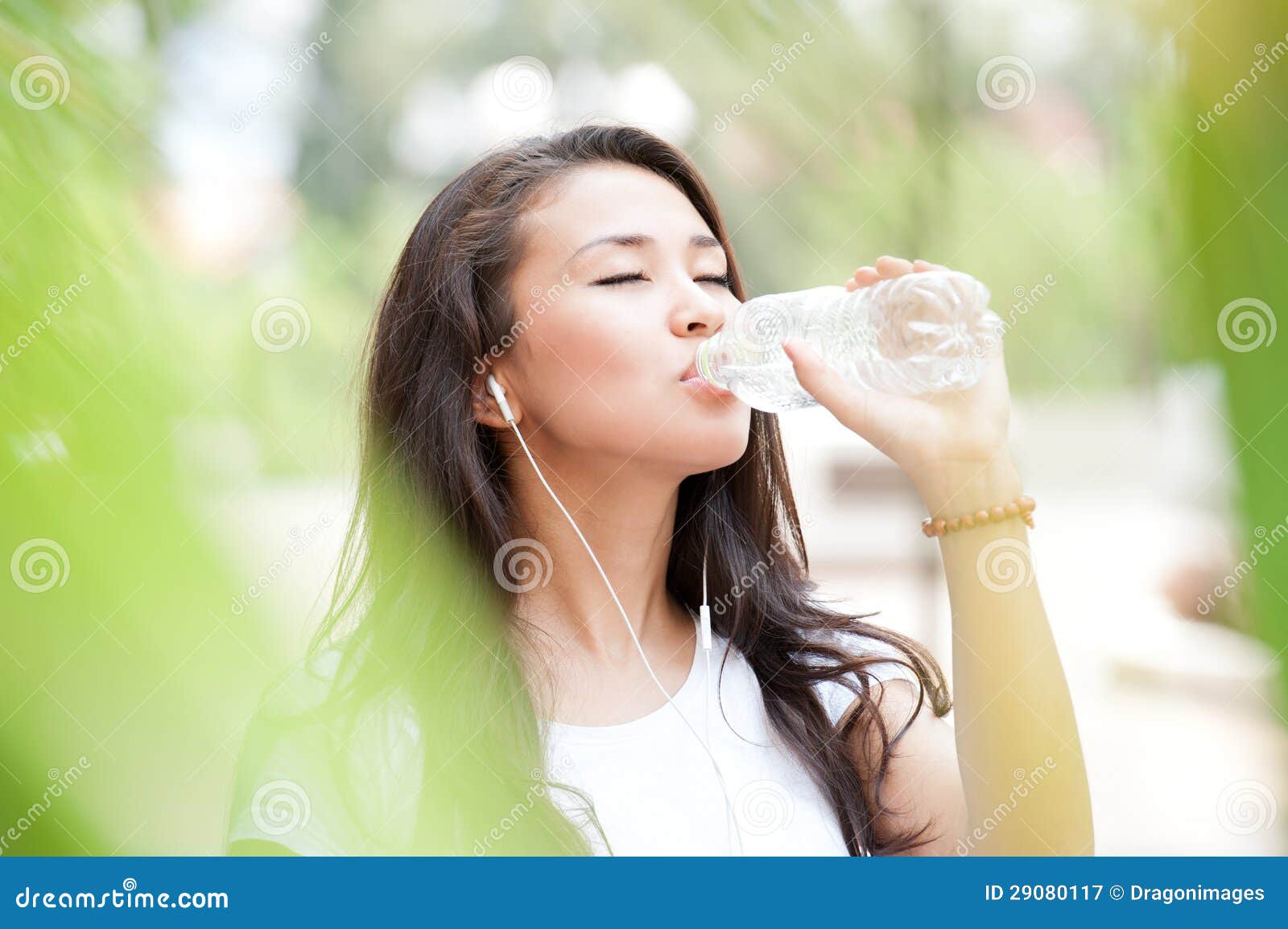 Refreshment stock image. Image of eyes, people, music - 29080117