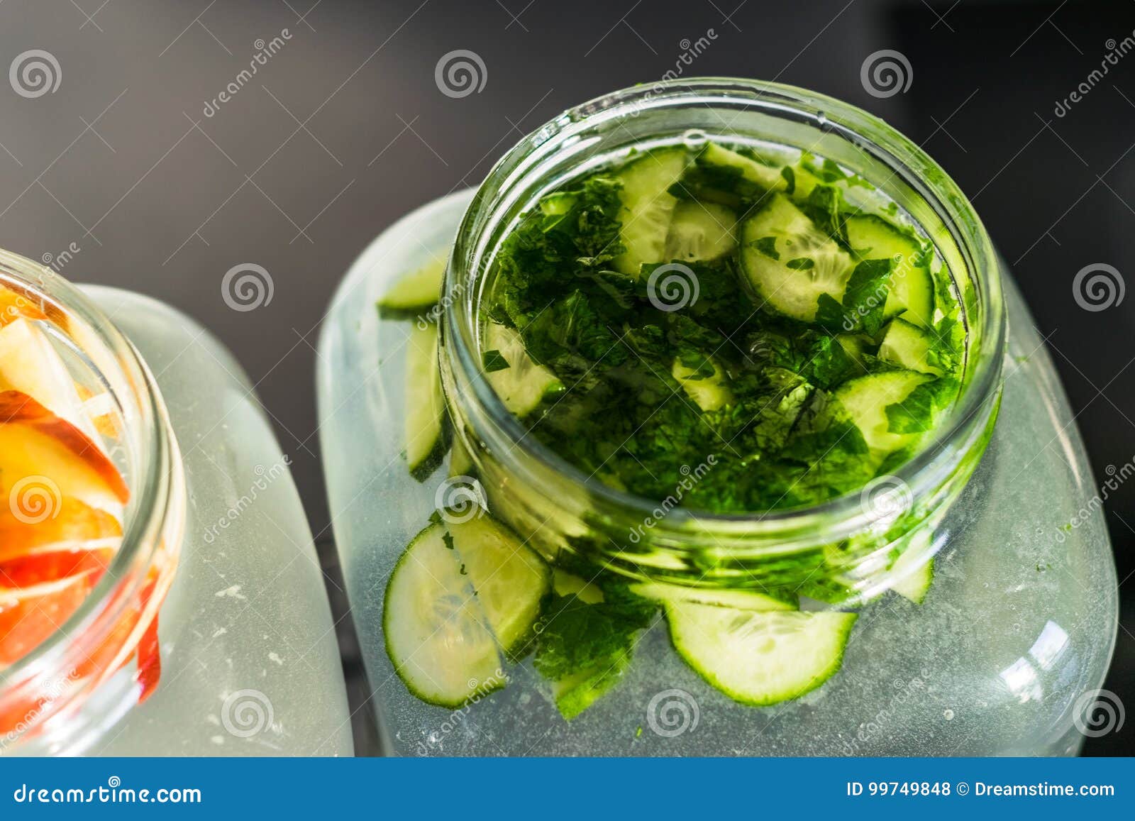 Refreshments stock foto. Image of gezond, cocktail, limonade - 99749848
